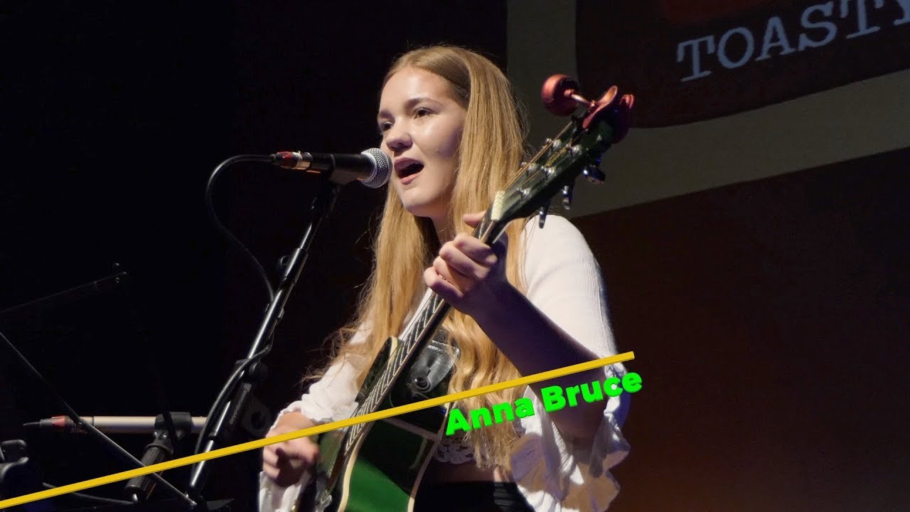 Anna Bruce at The Warm & Toasty Club Live Show - YouTube