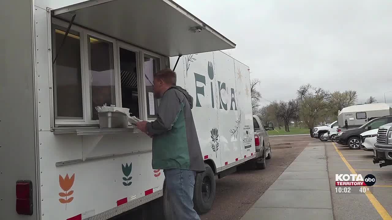Upscale food truck in Rapid City embraces good food - YouTube