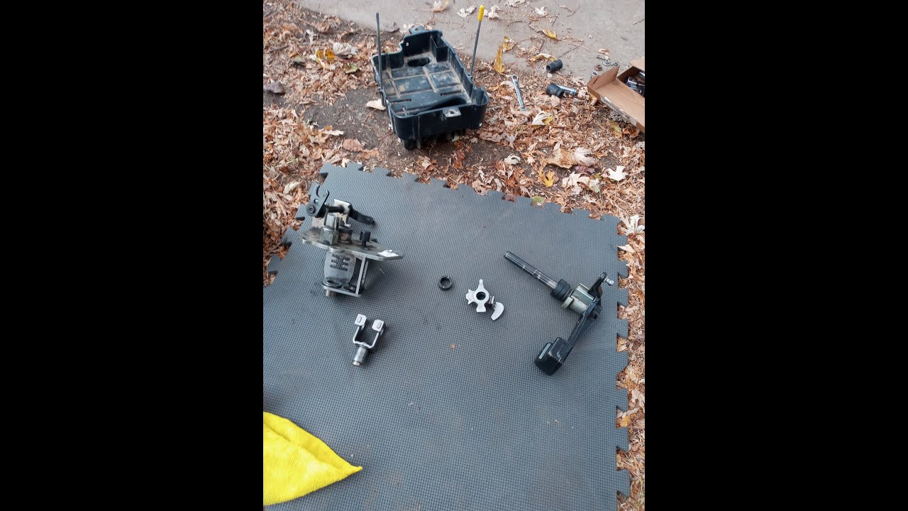 Ford Focus Shift Tower Assembly/Repair (old) - YouTube