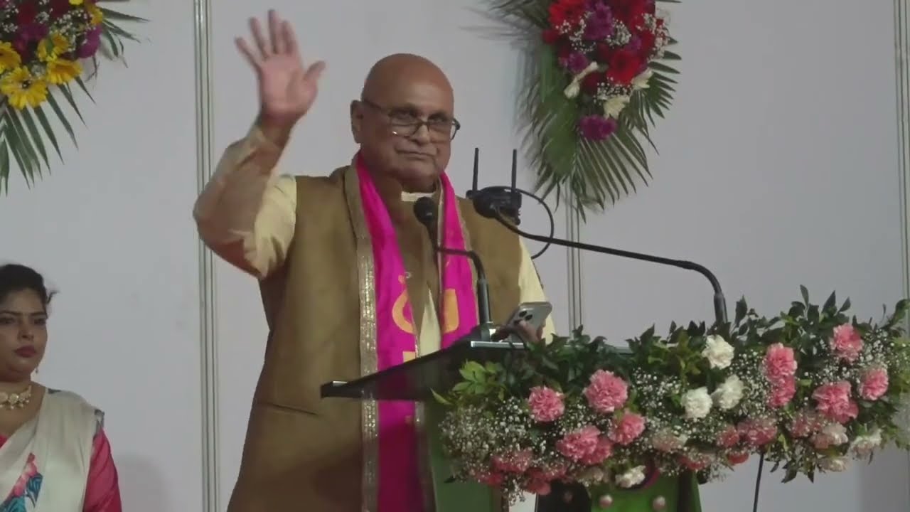 Mr Rameshbhai Patel, Special Guest at 12th Convocation of Uka Tarsadia ...