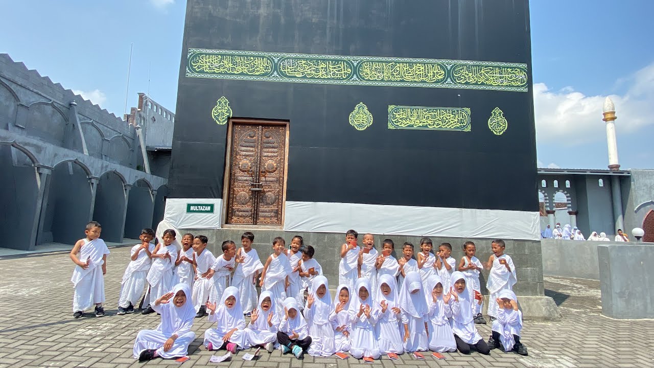 Kegiatan Manasik Haji PAUD DAN BA-QU AL MUMTAZ di Edupark Alaska ...