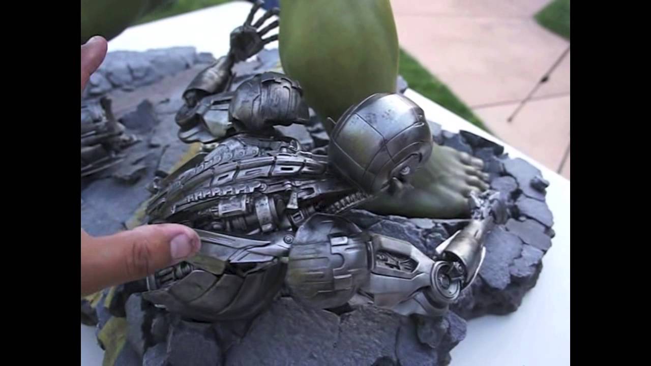 INCREDIBLE HULK cinemaquette ecc (Elite Creature Collectible - YouTube