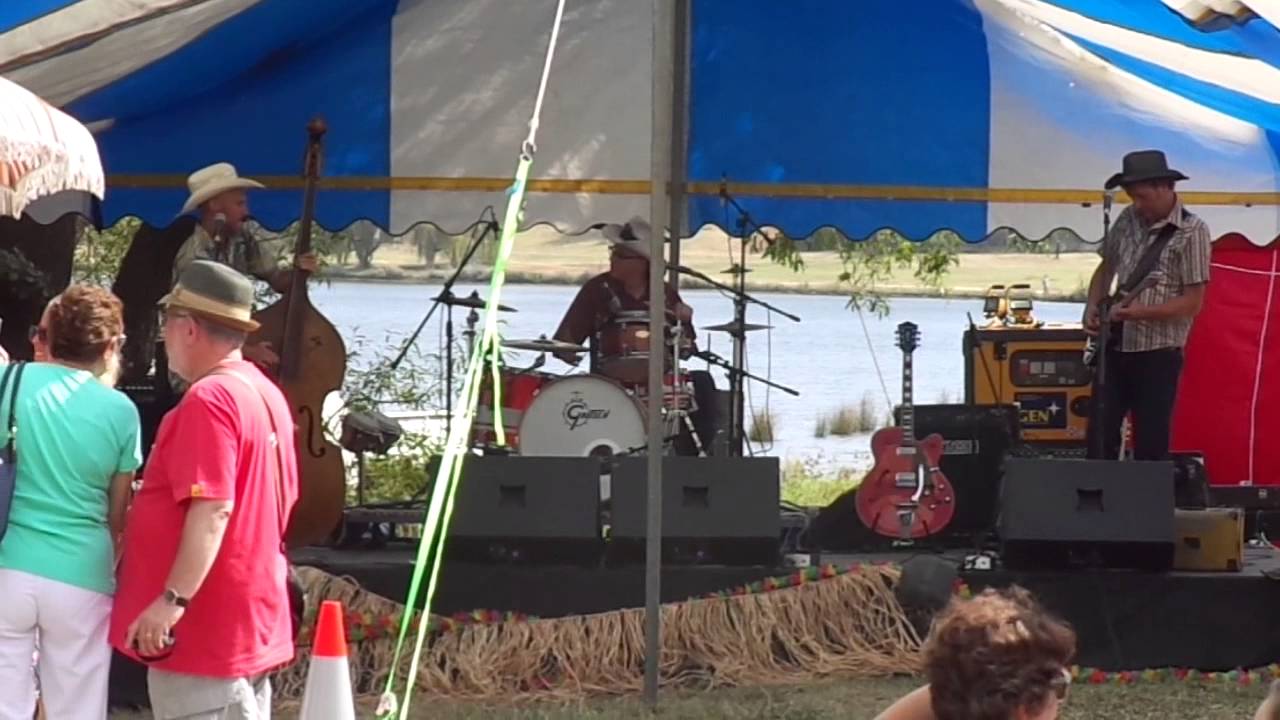 The Fuelers @ The Acton Beach Party, Canberra, 2015. - YouTube