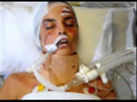 Acı Hayat -  Aşk Var