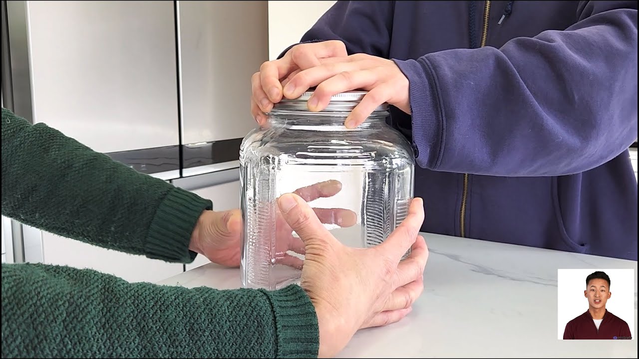 This Jar Opener Hack Beats Every Gadget – And You Already Own It!🤔 ...