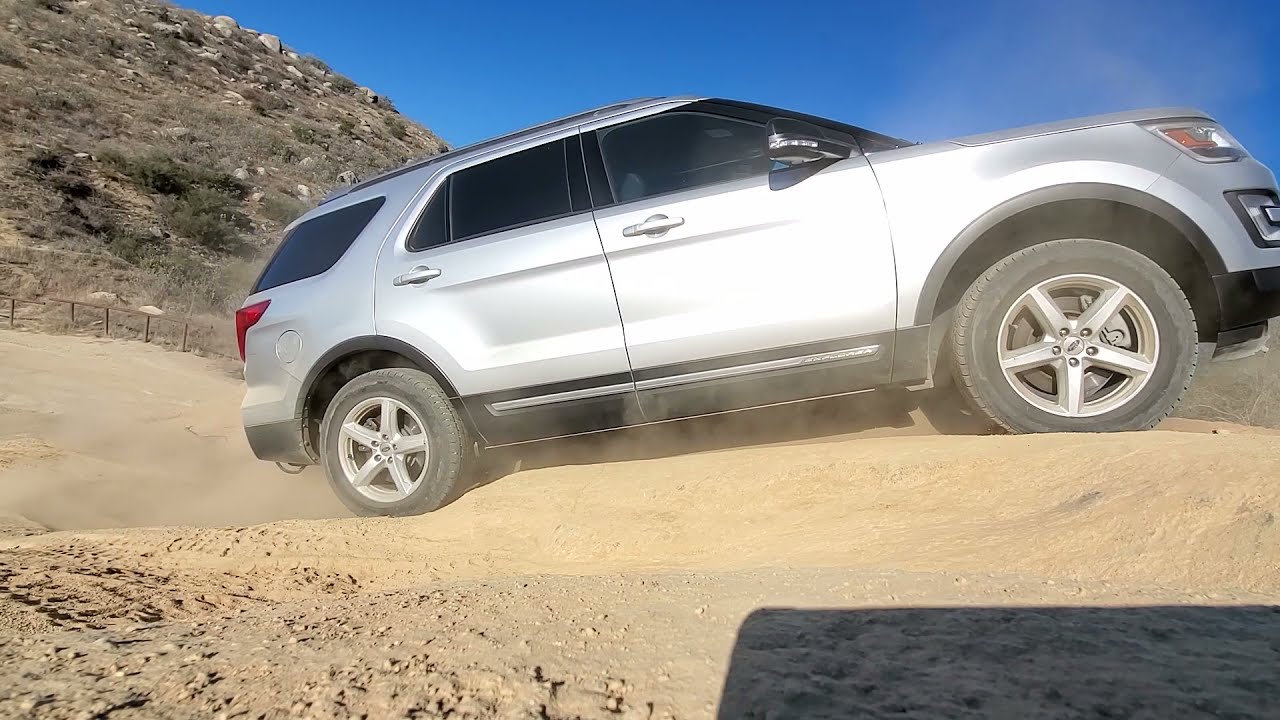 Bee Canyon: Stock 2017 Ford Explorer 4x4 off-road - YouTube