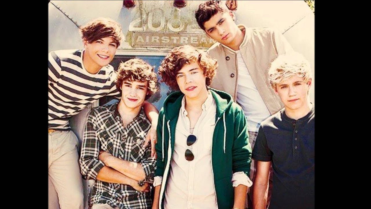 One Direction-Moments (Lyrics + Pictures) - YouTube