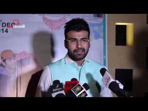 Main Aur Mr Right Party