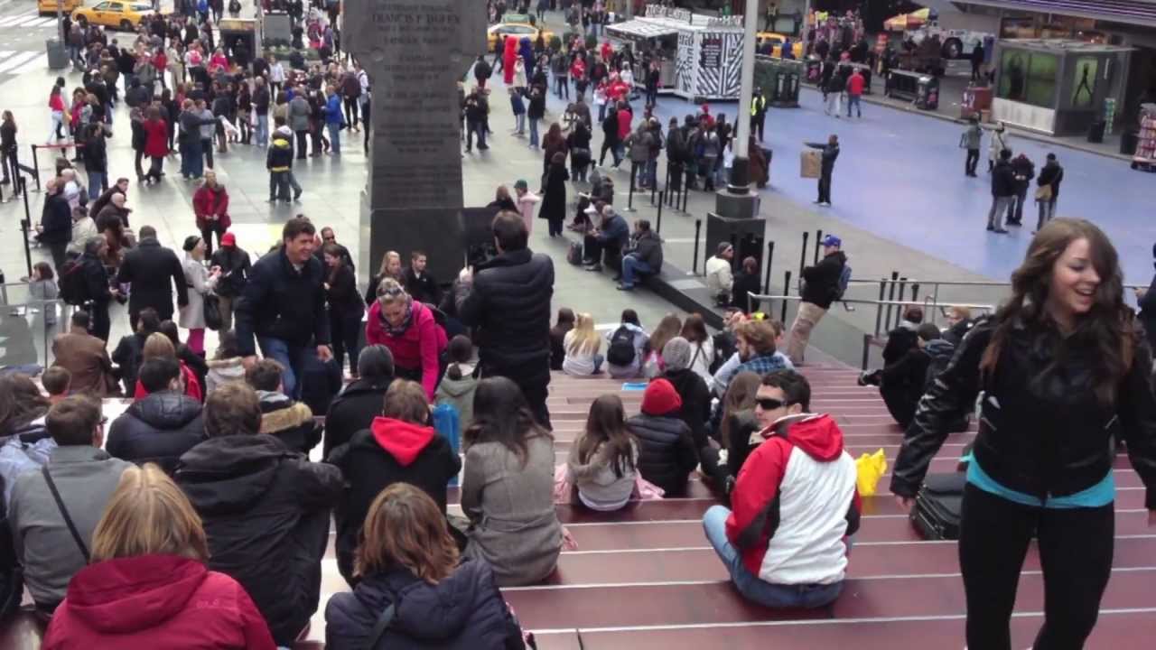 Taylor Swift - 22 - "Official" Music Video - YouTube