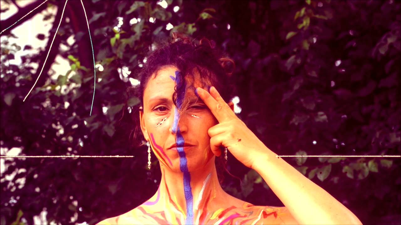 Ottilie [B] "Crayons" (Clip Officiel / Official Video) - YouTube