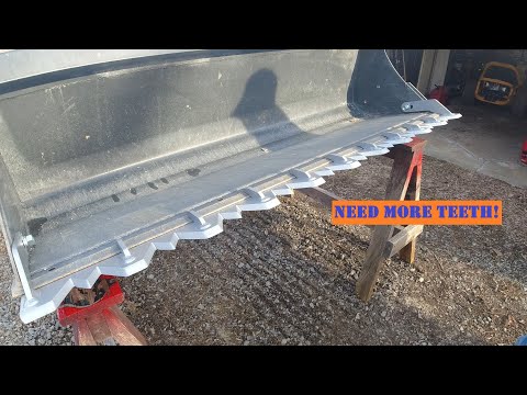 #22 BXpanded Piranha tooth bar installed on a Kioti CK3510se - YouTube