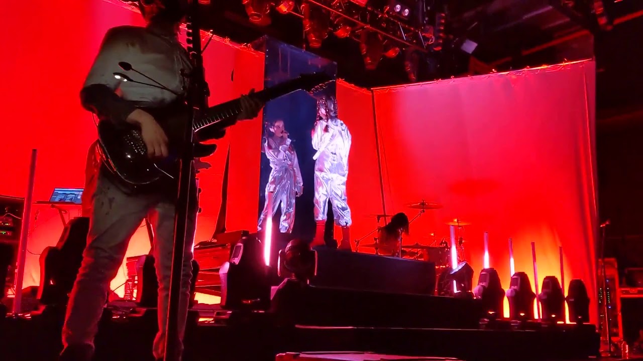 Poppy LIVE At Brooklyn Steel - Concrete - 02/06/2020 - Brooklyn, NYC ...
