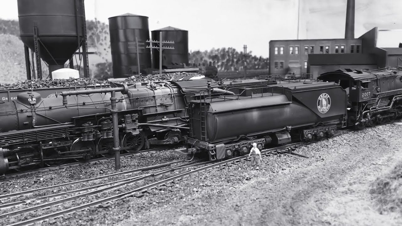 Great Northern Model Railroad - YouTube