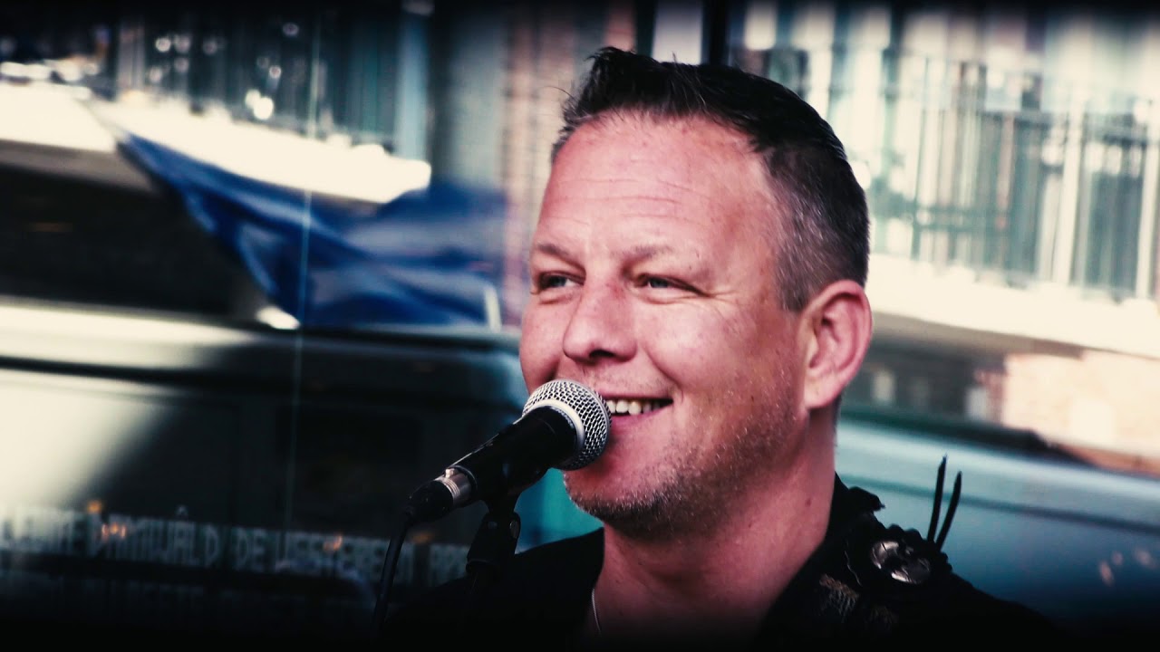 Gerrit Poortinga - I'm on Fire - YouTube