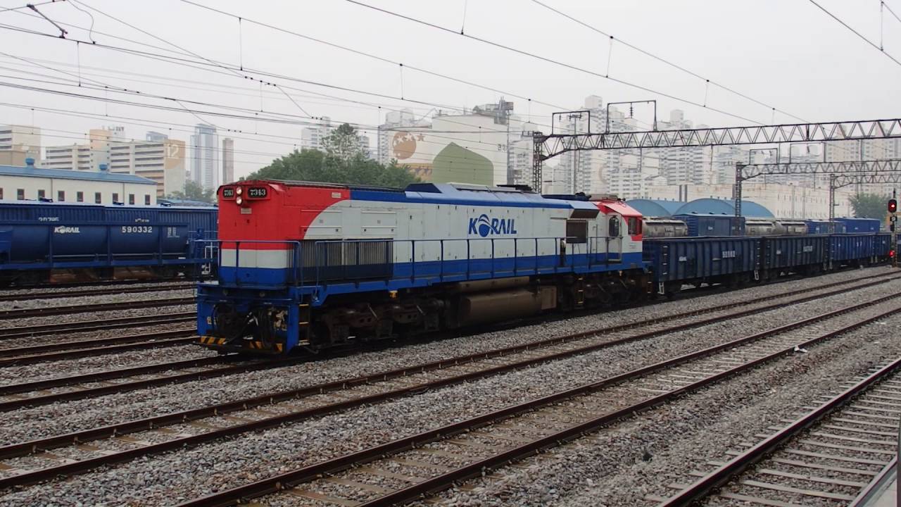 7300形牽引貨物列車 京元線光云大駅到着 KORAIL Gyeongwon Line Freight Train - YouTube