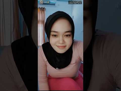 hijab tante cantik terbaru goyang bikin semangat live