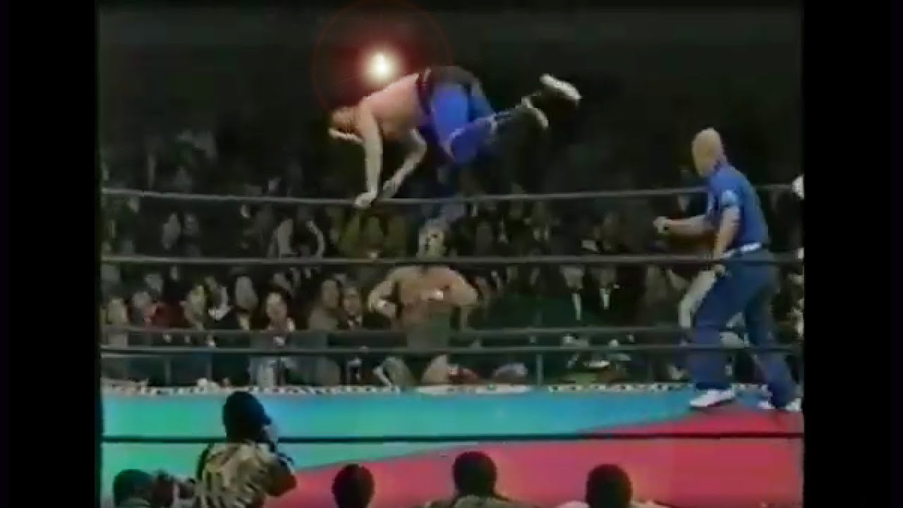 1987 01 24 Hennig & Lancaster vs Ishikawa & Tiger Mask - YouTube