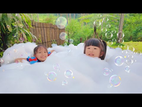 Main Mandi Busa Banyak Sekali dan Lihat Ikan Warna Warni