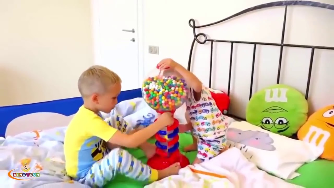 Kids lorenzo - YouTube