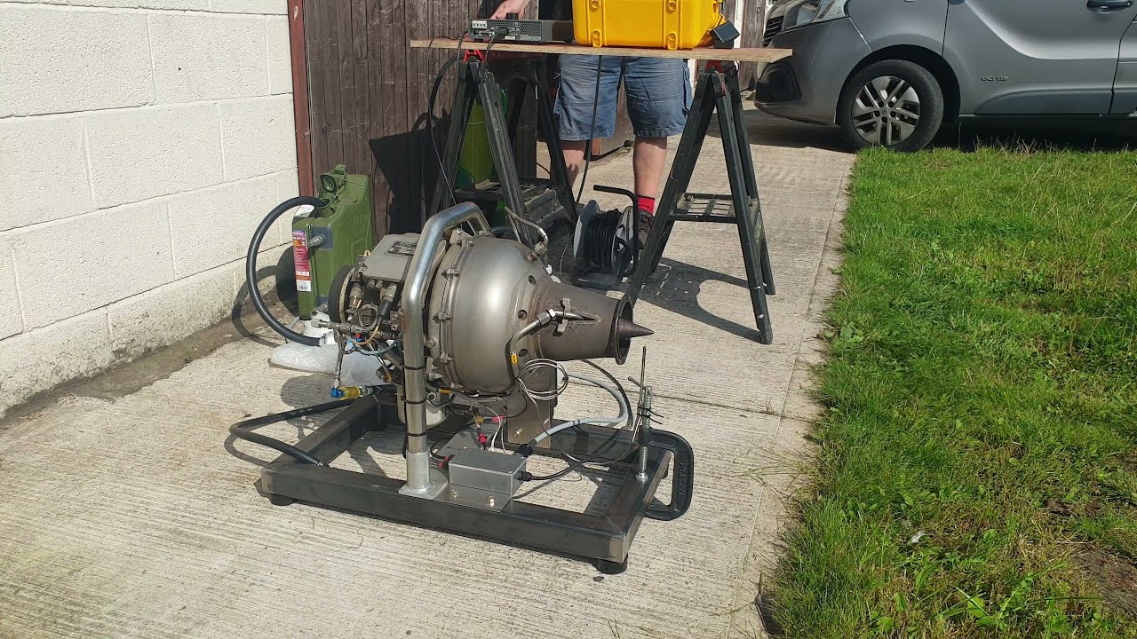 Williams WR24-7 Missle Jet Engine - YouTube