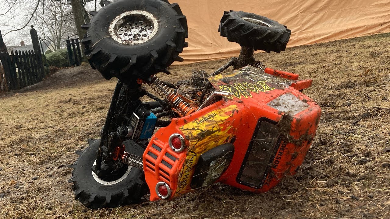 Losi Lmt Bog Hog Muddy run/Freestyle run #3 - YouTube