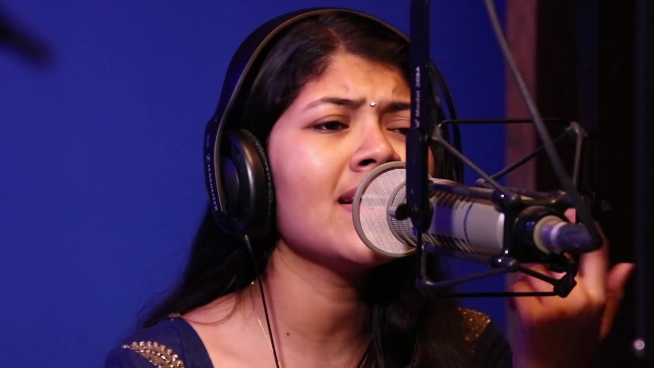 Swathi Suresh Song, Madhuram Gayathi Meera - YouTube