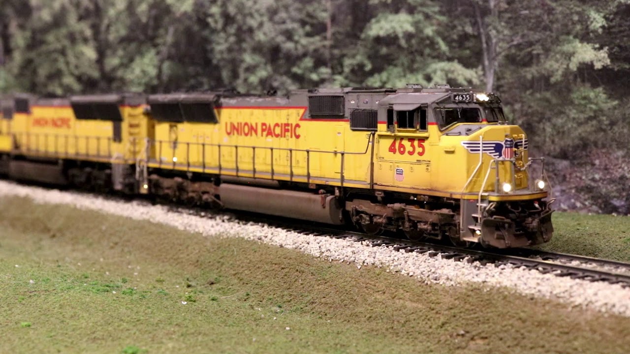 Overland Models UP SD70M's #4635, #4636 & #4639 w/ LokSound - YouTube