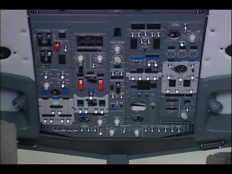 "REAL BOEING 737-800 FULL MOTION SIMULATOR" - YouTube
