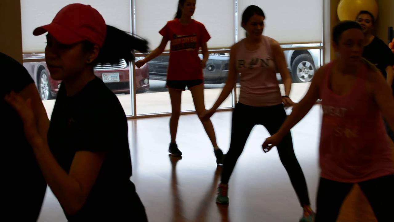 Zumba Class Part 5 - Bella Women's Fitness - YouTube