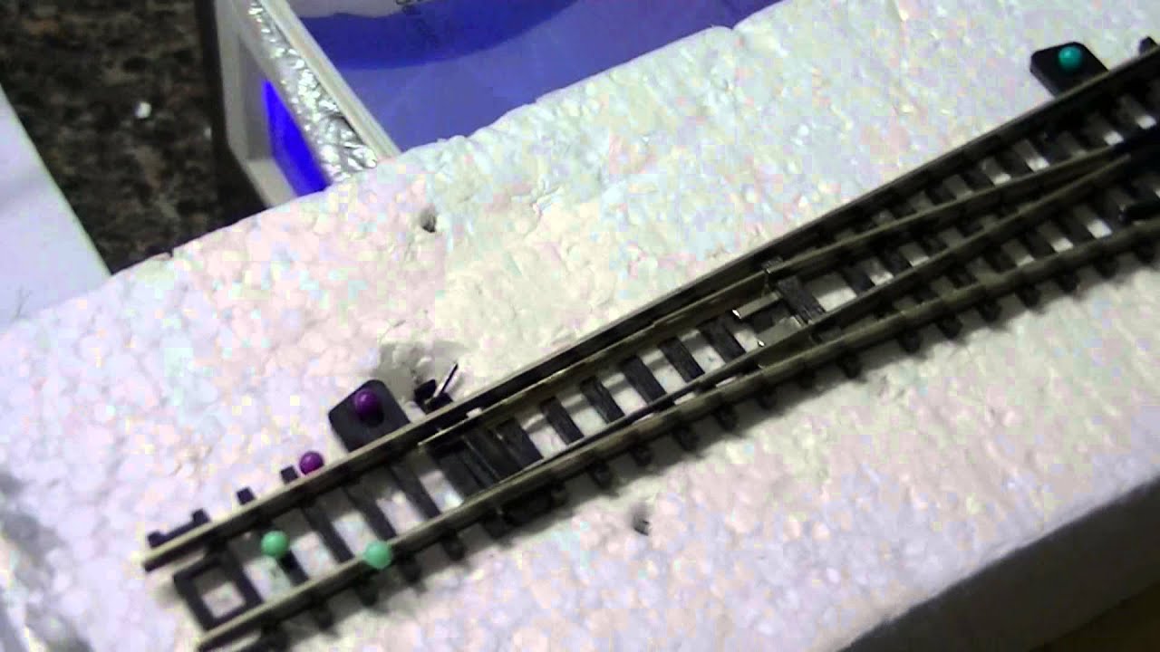 Turnout with micro servo motor SG90 - YouTube