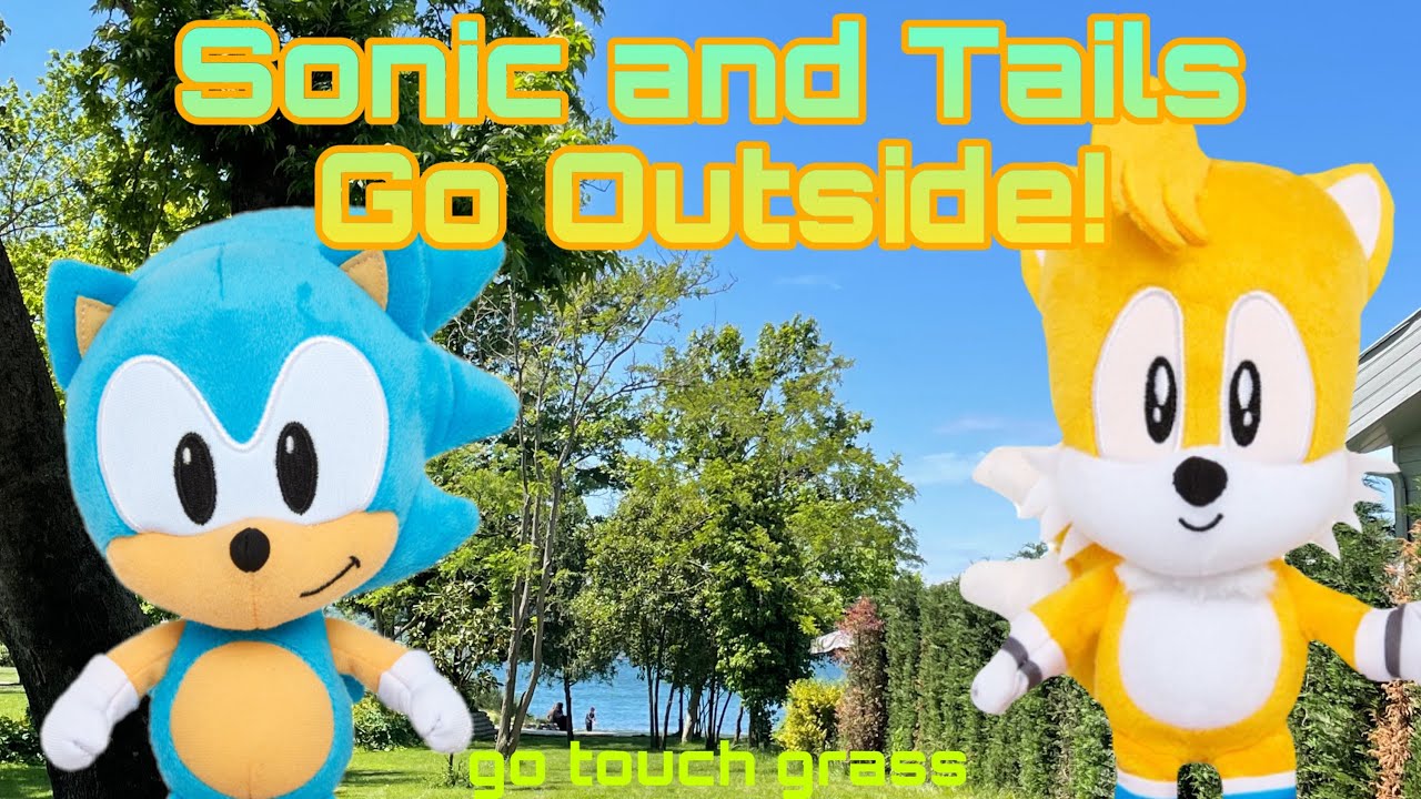 Sonic and Tails Go Outside - The Sonic Plush Show (Season 2) - YouTube