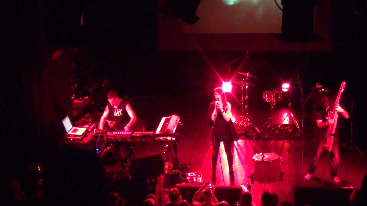 Lamb - Alien @ Tivoli (01.02.12) - YouTube