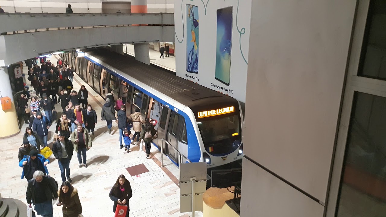 [4K 60fps]Bucharest Metro- CAF Trains at station Piata Victoriei 1 ...