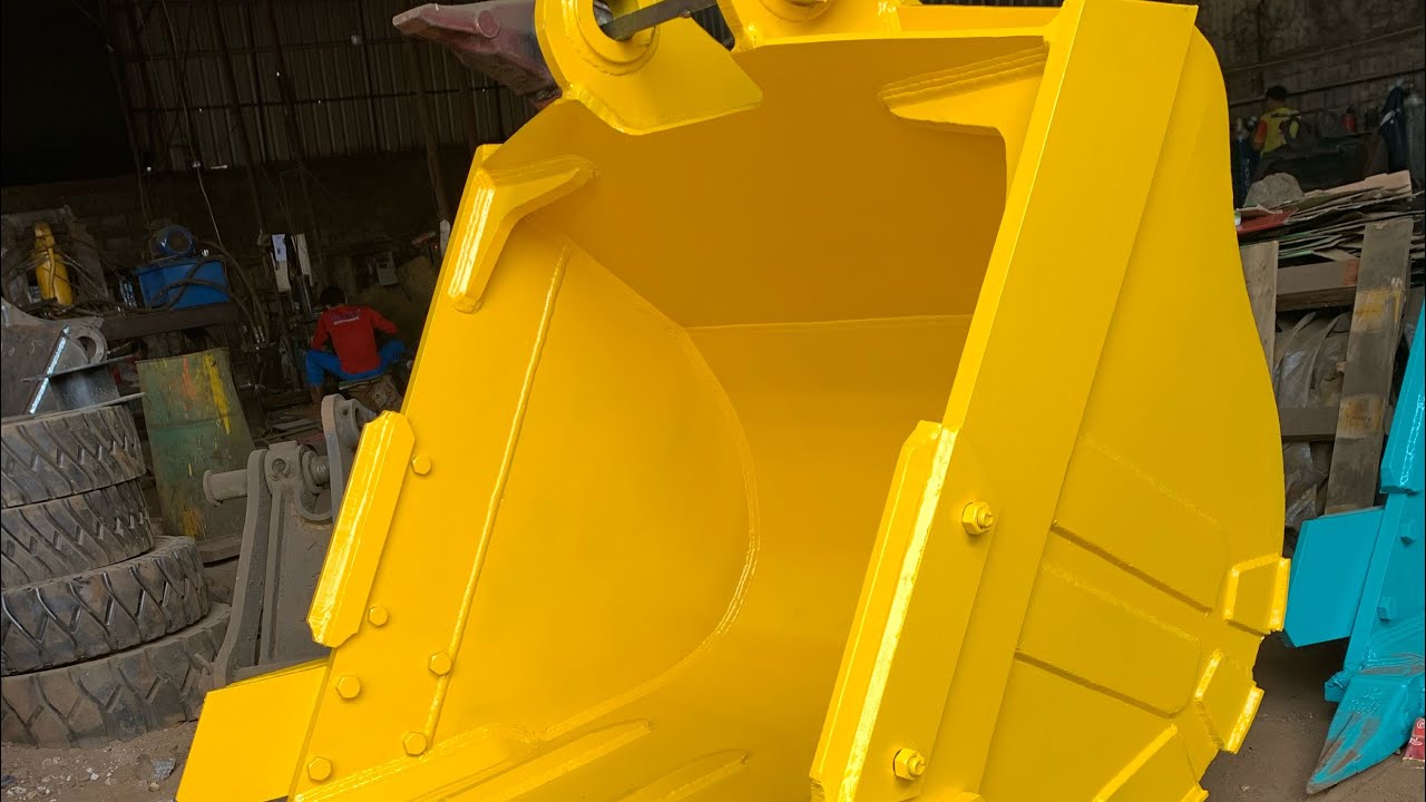 BUCKET EXCA KOMATSU PC 210 1 Cu.M SEMI HEAVY DUTY PT BASARIA HOTMA JAYA ...
