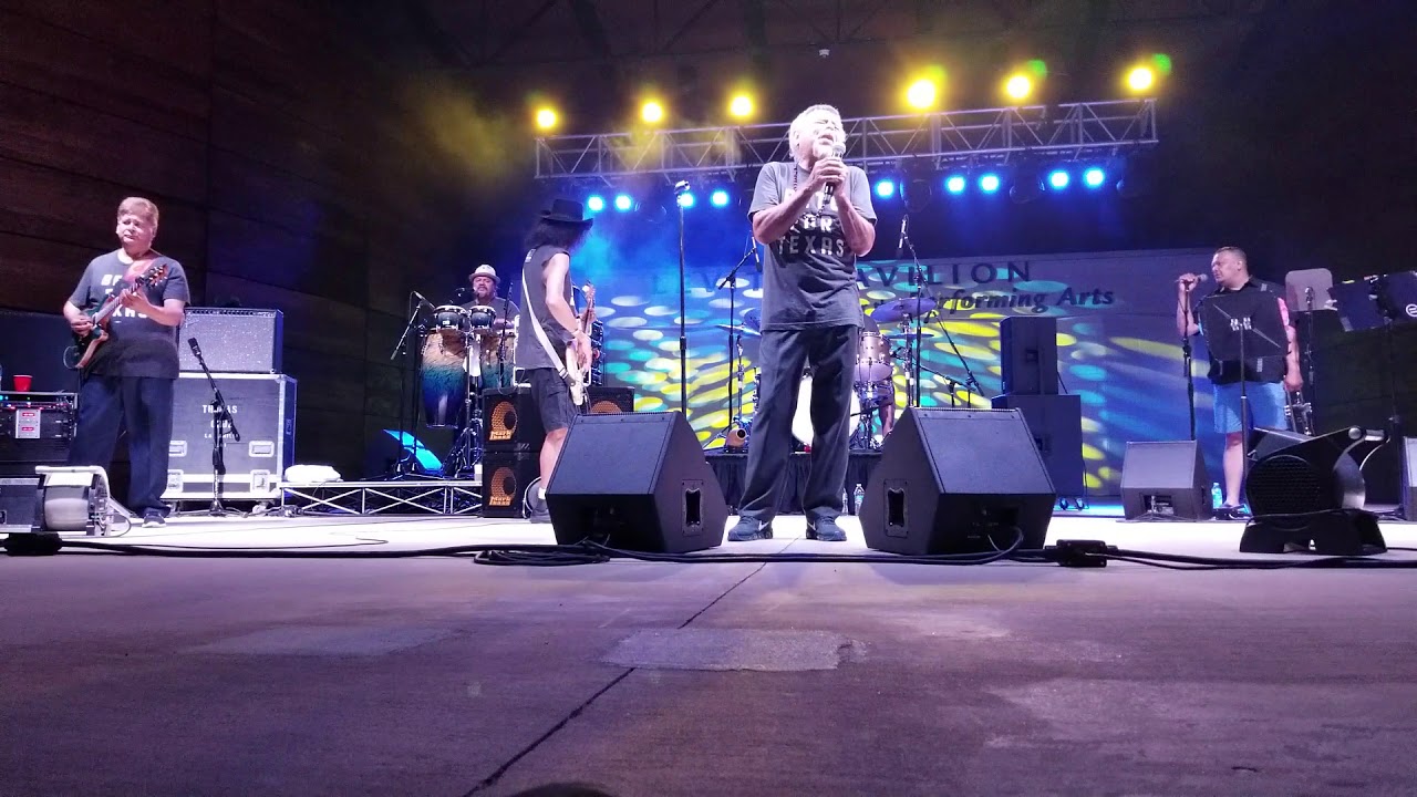 Little Joe and la Familia in Arlington Texas. - YouTube
