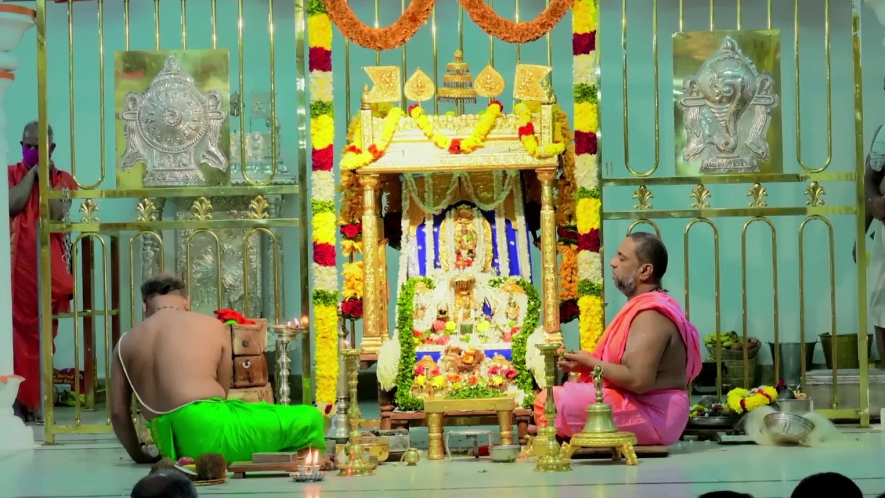 350th Aradhana Day-3, Poorvaradhana,Moola Rama Devara Pooja - YouTube