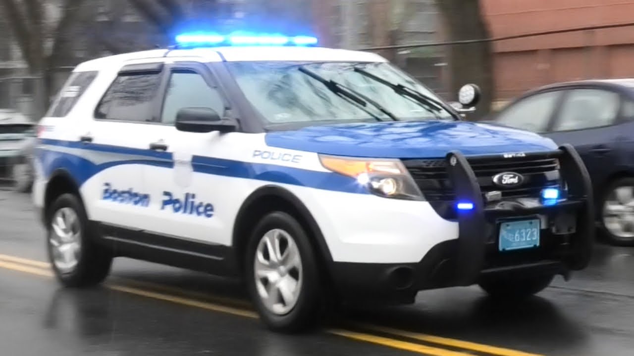 Boston Police Responding x2 - YouTube