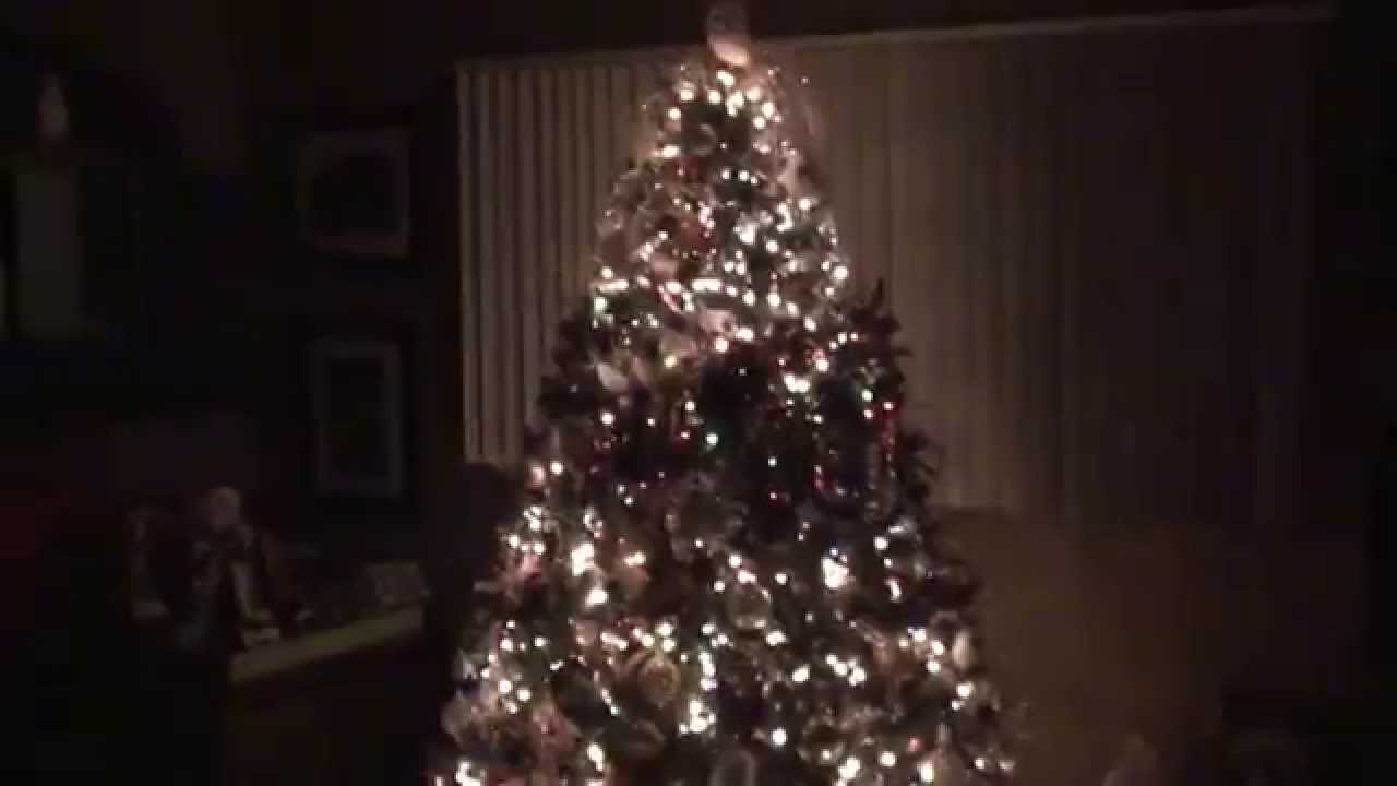 Spinning Christmas Tree - YouTube