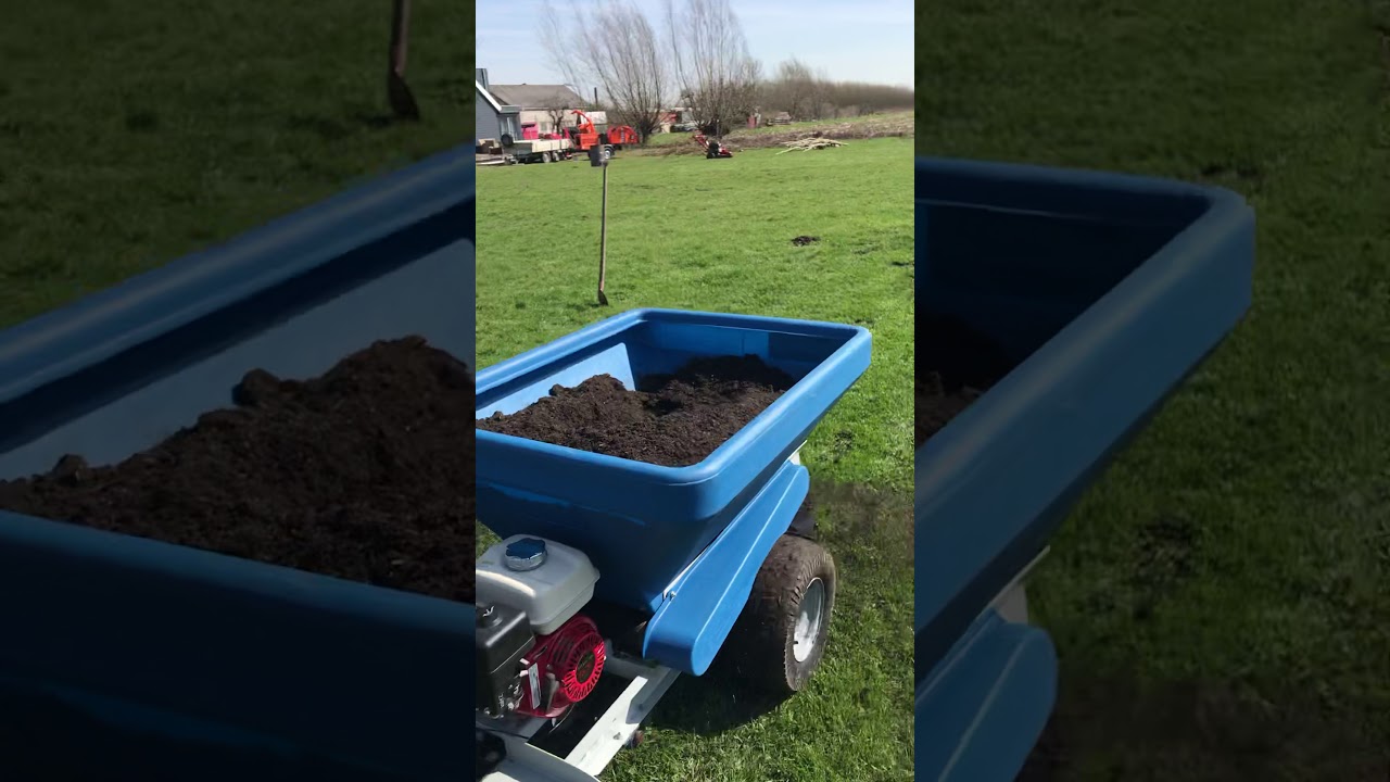 Compost strooier top dreser - YouTube