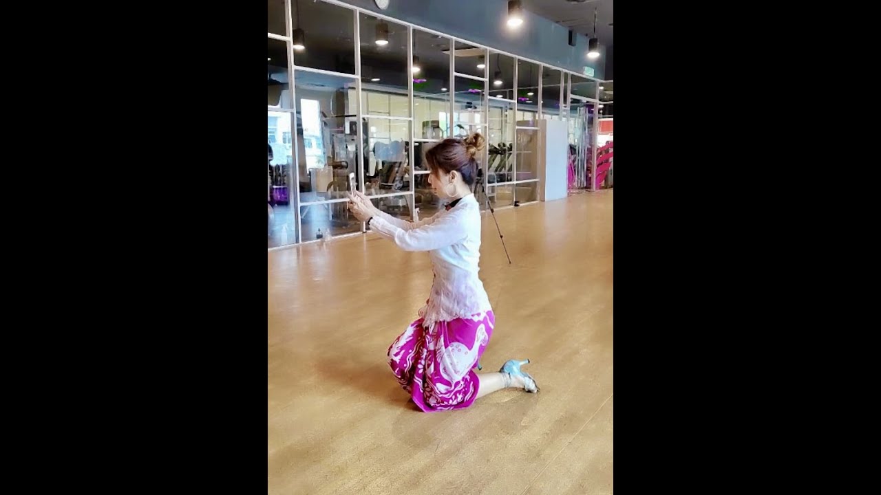 Raya Raya Raya - Line Dance - CF- Bukit Rimau - YouTube