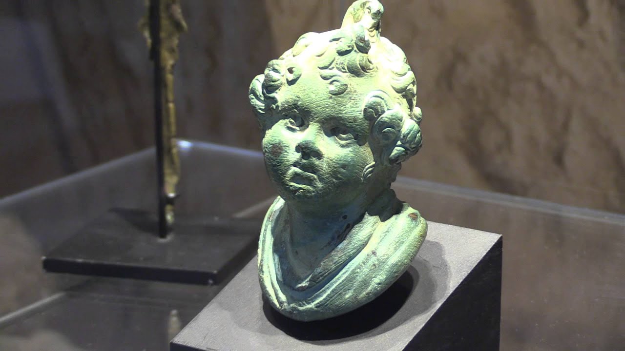 3D scanning and multi-touch screen of Ancient Roman and Greek artifacts ...