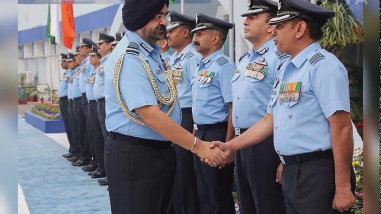 AFCAT Hyderabad FLYING OFFICER - YouTube