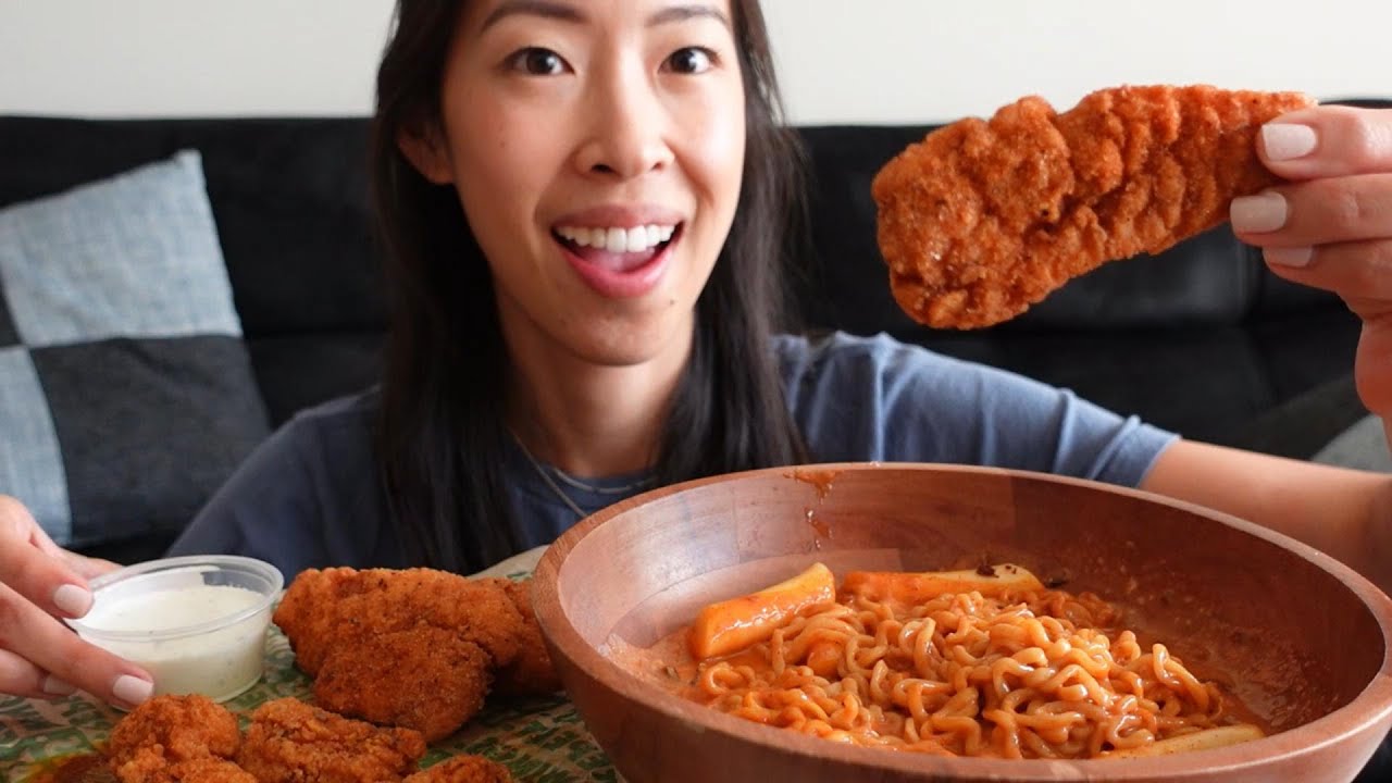 SAMYANG BULDAK NOODLES + WINGSTOP MUKBANG | ASMR | Eating Sounds - YouTube