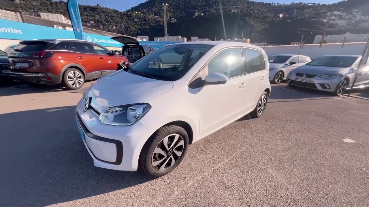 VOLKSWAGEN - up! 1.0 65ch BlueMotion Technology Active 5p - YouTube