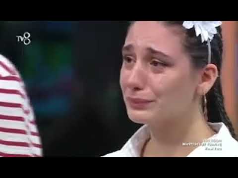 MasterChef Türkiye'de ana kadroya giremeyen Ayşegül, gözyaşlarına boğuldu