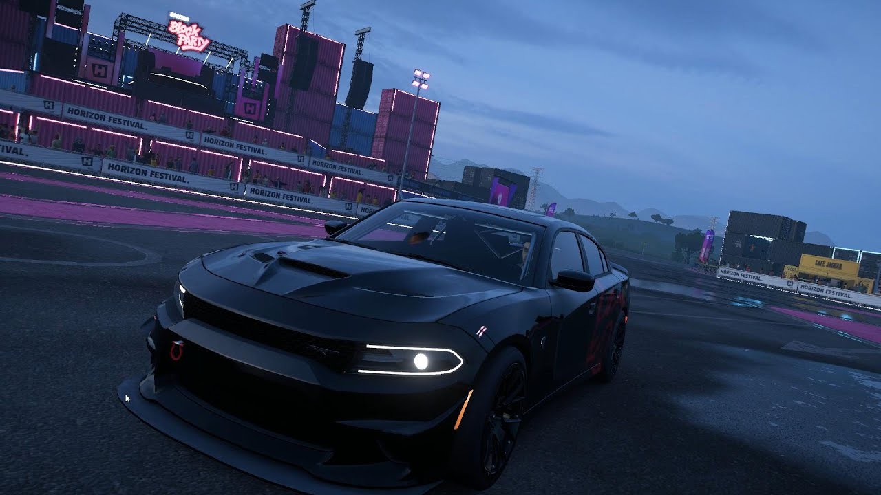 I drive the Dodge Charger SRT Hellcat 2015 in Forza horizon 5 🤩🏎️ - YouTube