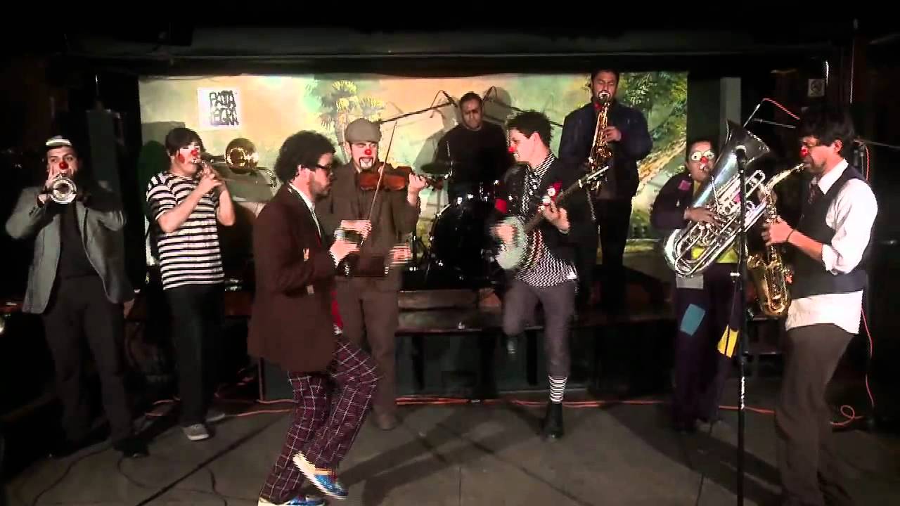 Palomazo Pata Negra 2012 - Triciclo Circus Band - Rola 4: "No corro ...