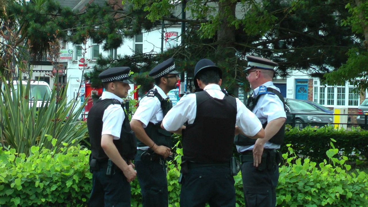 Brent, POSITIVE POLICE ENCOUNTER - YouTube