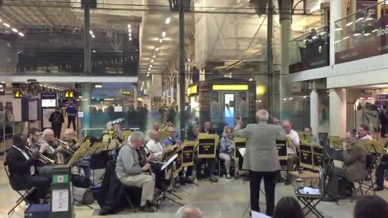 Great Western Railway Paddington Band, April 17, 2015 - YouTube