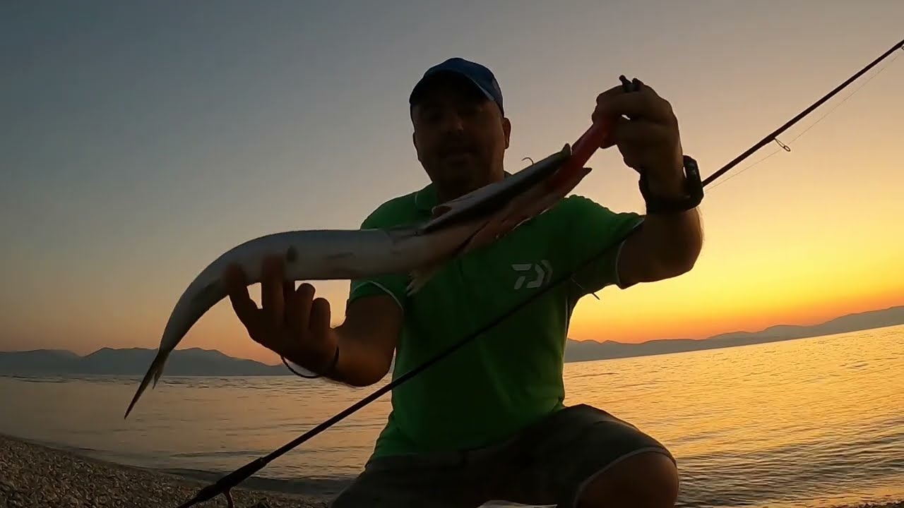 Διήμερο ψάρεμα για λούτσους σε παραλίες- Barracuda fishing - YouTube
